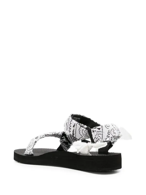 ARIZONA LOVE Trekky Bandana Flat Sandals - White