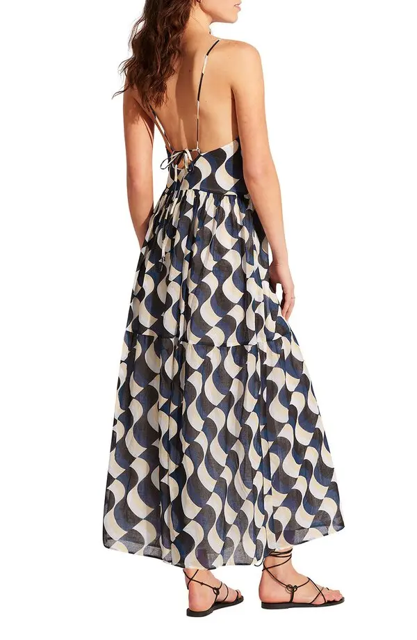 Seafolly Modern Take Tiered Cover-Up Maxi Dress In Black - 60% Off |  Editorialist