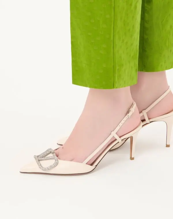 Valentino Garavani Vlogo Slingback Pump - Light Ivory/crystal