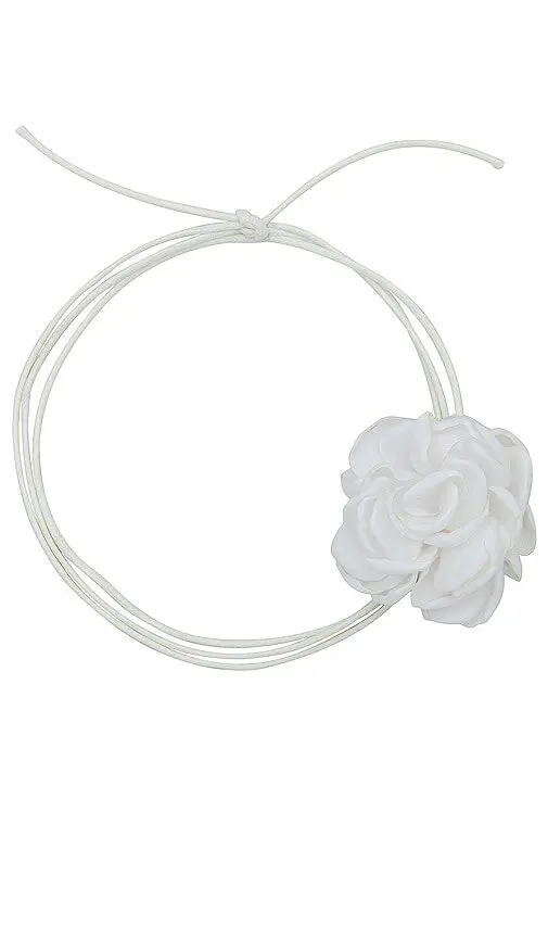 8 Other Reasons Flower Choker - White