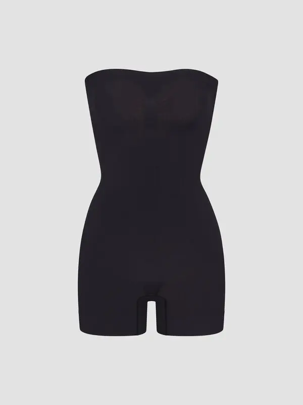 SKIMS Seamless Sculpt Strapless Shortie Bodysuit - Onyx