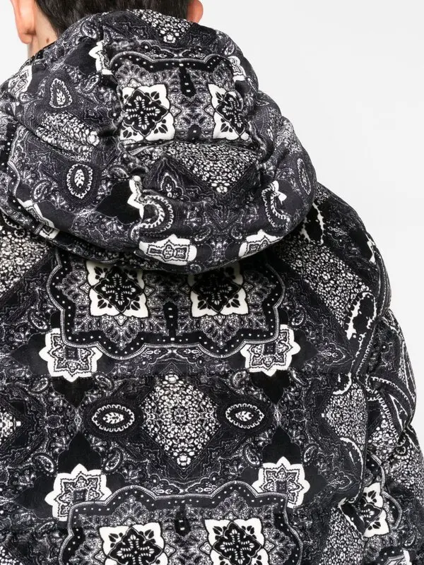 ジャケット・ブルゾン MONCLER Graphic Print Hooded Jacket 140 Moncler Graphic-Print Hooded Jacket - Black | Editorialist