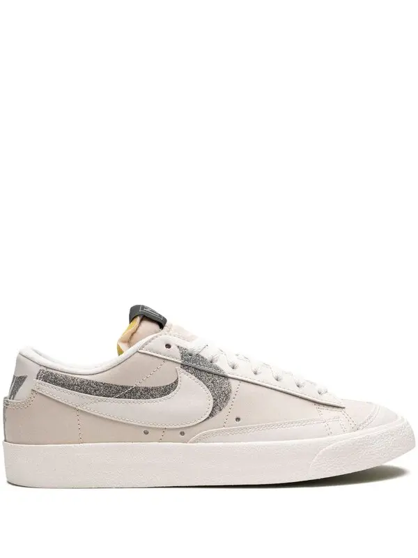Nike Blazer Low Shadow Sneakers - Neutrals