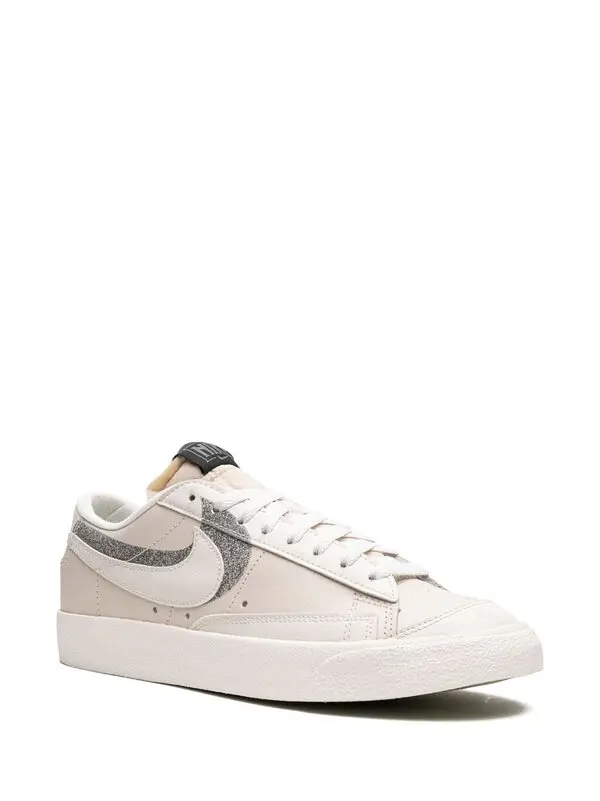 Nike Blazer Low Shadow Sneakers - Neutrals