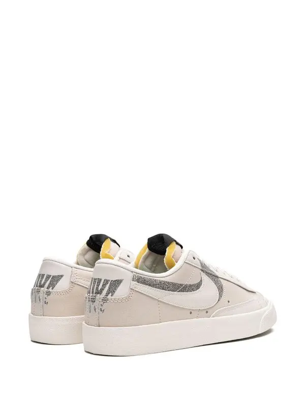 Nike Blazer Low Shadow Sneakers - Neutrals