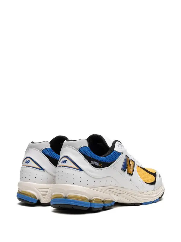 NEW BALANCE 2002r Lace-up Sneakers - White