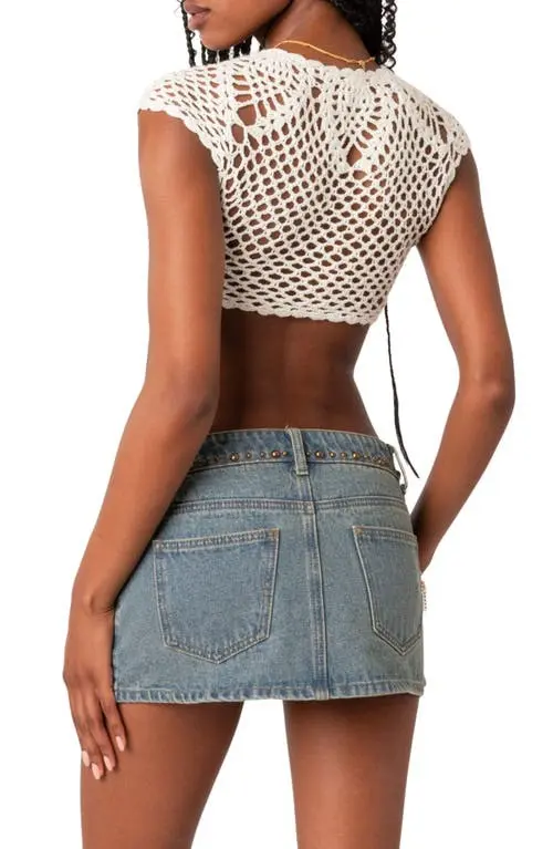 EDIKTED Rocco Crochet Crop Top