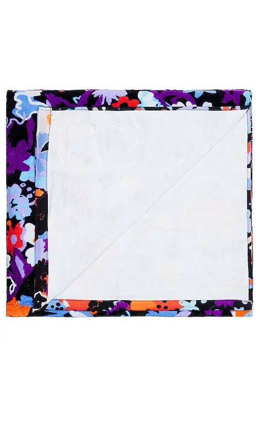 SLOWTIDE Dead Flowers Beach Towel In Purple