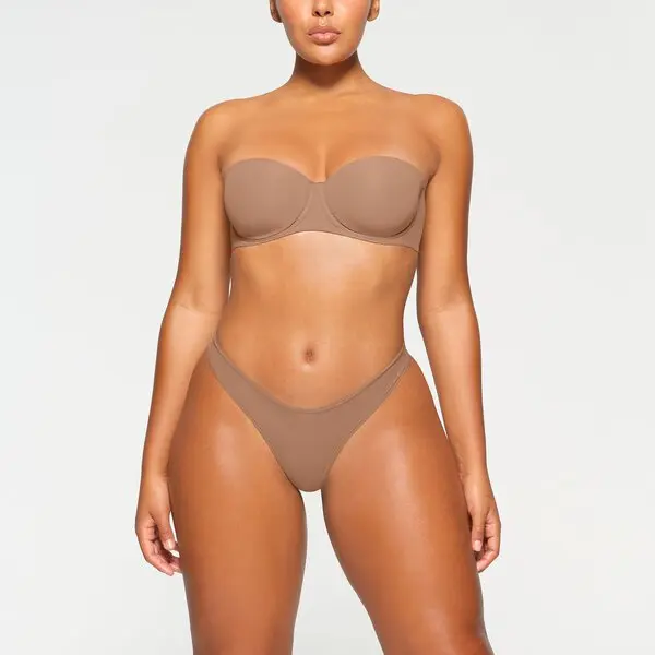 SKIMS Fits Everybody Strapless Bra - Sienna