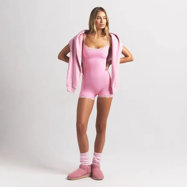 SKIMS Fits Everybody Lace Onesie - Bubble Gum Tonal