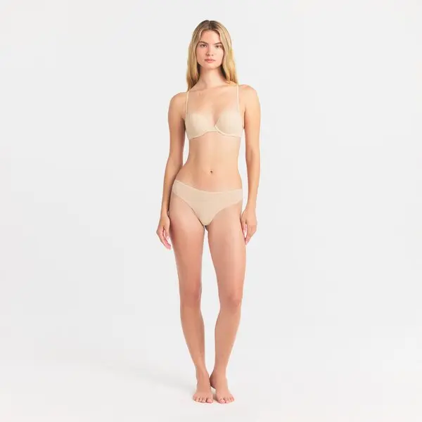 SKIMS Push Up Bra | Medium Neutral | | Fits Everybody - Sand