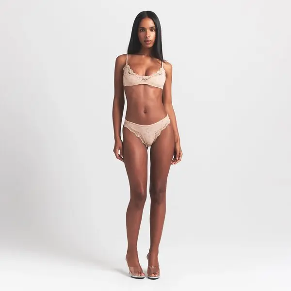 SKIMS Fits Everybody Lace Tanga - Mica Sketched Hearts