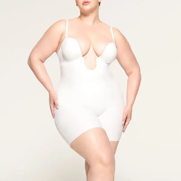 SKIMS Deep Plunge Shapewear Mid Thigh Bodysuit