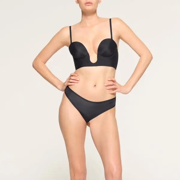 SKIMS Deep Plunge Shapewear Bra
