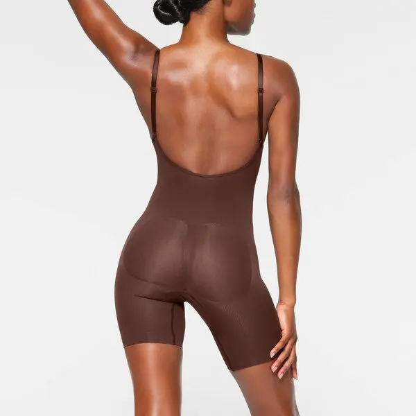 SKIMS Seamless Sculpt Low Back Mid Thigh Bodysuit - Cocoa