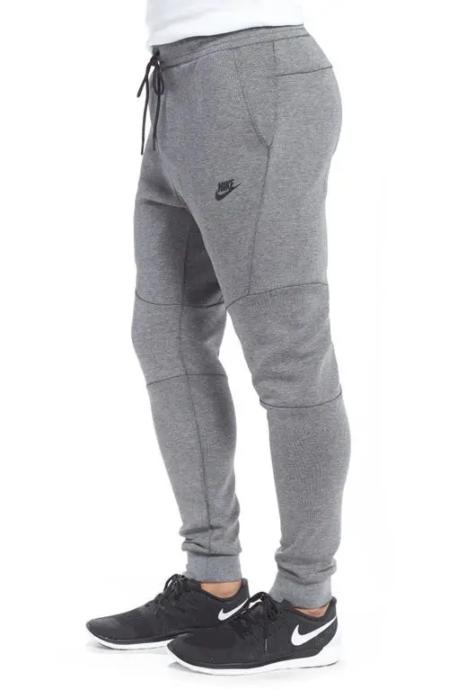 Nike Tech Fleece Jogger Pants