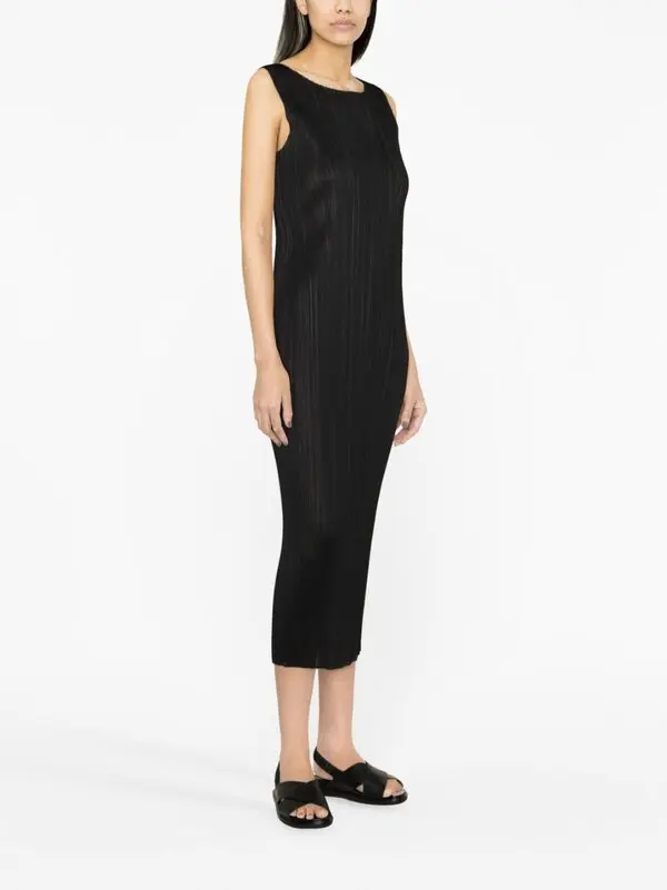 Issey Miyake Monthly Colors Plissé Midi Dress - Black | Editorialist