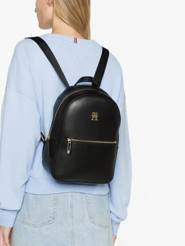 Tommy Hilfiger Logo-plaque Backpack - Black