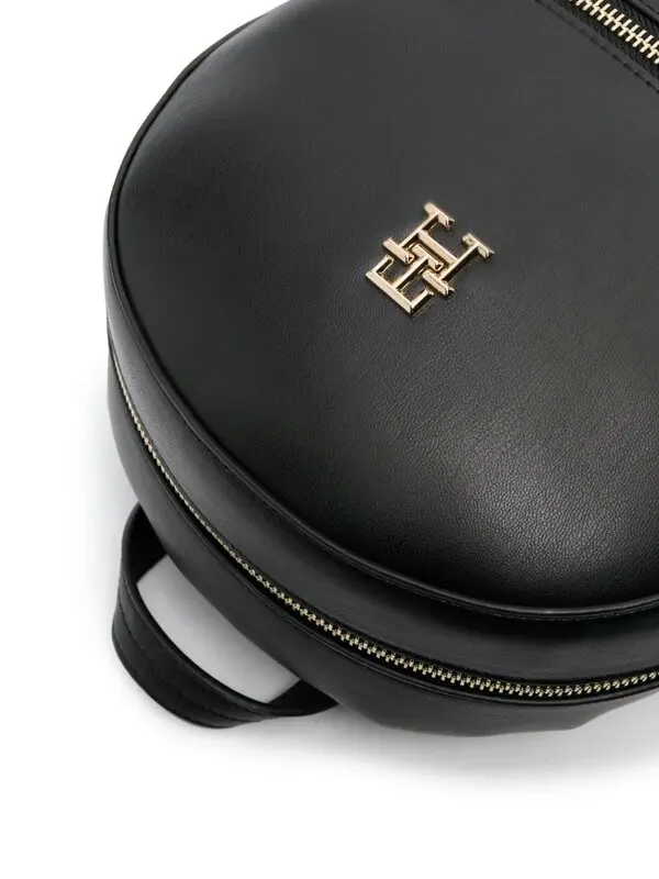 Tommy Hilfiger Logo-plaque Backpack - Black