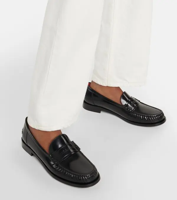 FERRAGAMO Irina Leather Loafers - Black