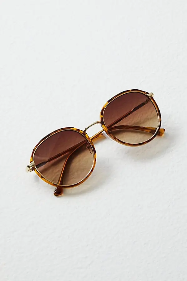 Free People Asa Round Sunglasses By - Tort