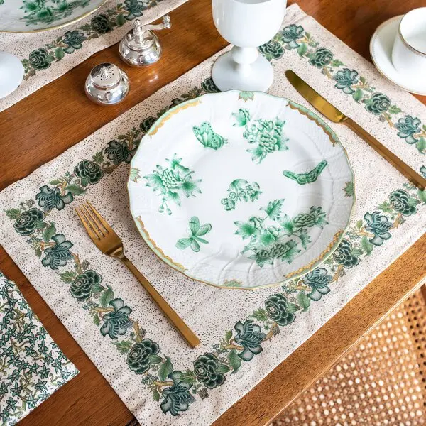 Sarah Flint 4-piece Jardin Placemat Set - Jardin Green Floral Cotton