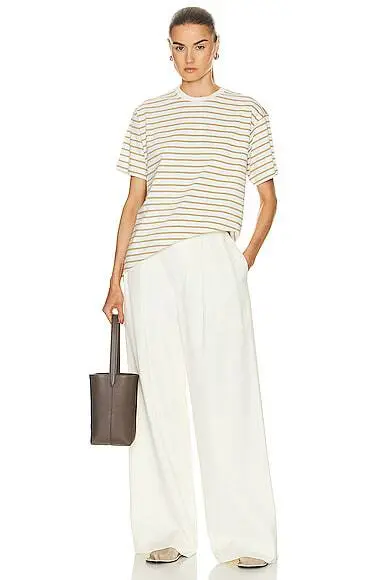 TOTEME Straight Cotton Tee In Beige