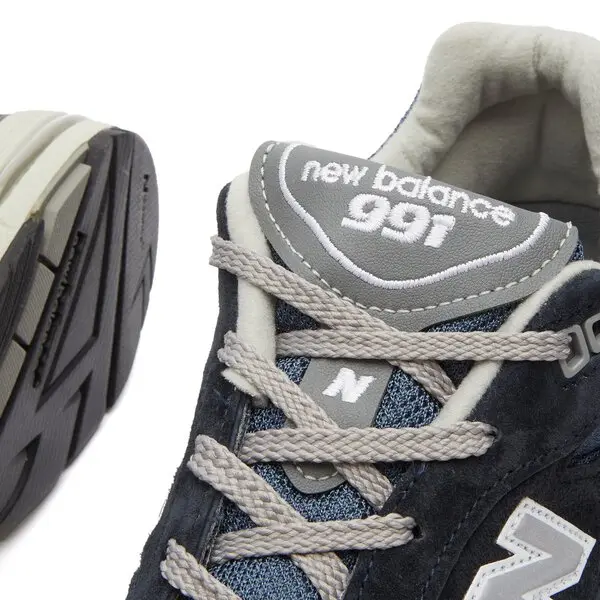 NEW BALANCE Made In Uk Sneakers
