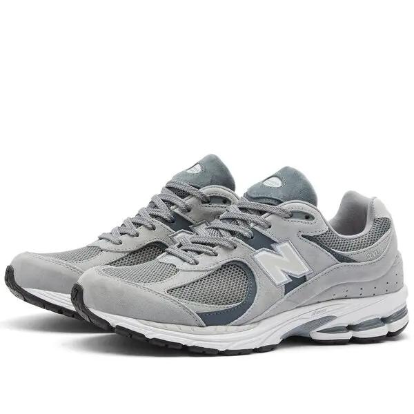 NEW BALANCE 2002r Sneakers