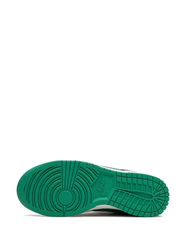 Nike Dunk Low Sneakers - Green
