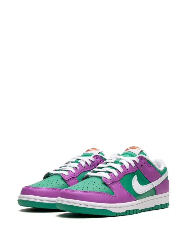 Nike Dunk Low Sneakers - Green
