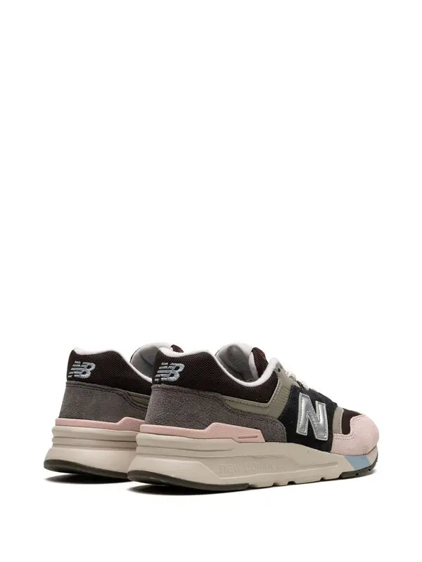 NEW BALANCE 997 Pink Sand Suede Sneakers