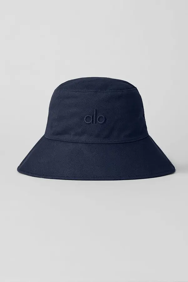 Alo Yoga Weekender Bucket Hat - Navy