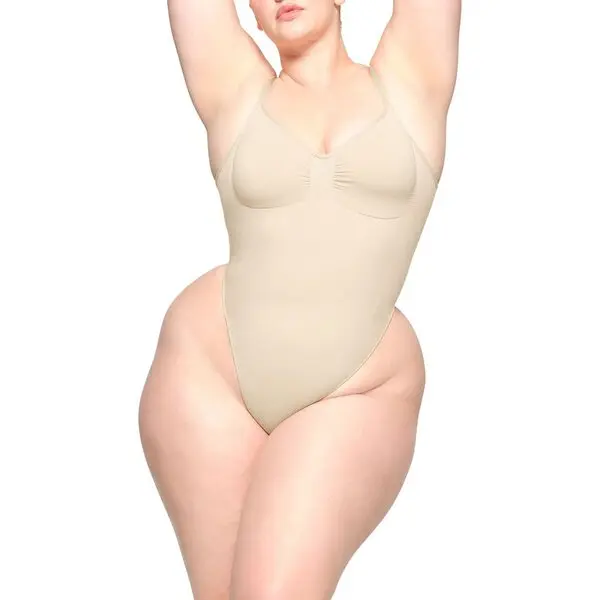 SKIMS Seamless Sculpt Low Back Thong Bodysuit - Sand