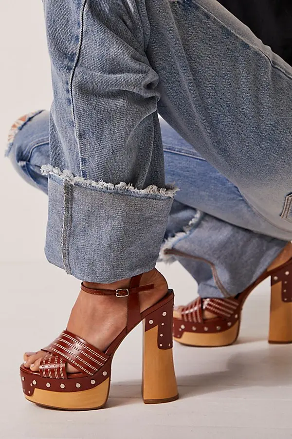 THE-IDOL Jeffrey Campbell Platform Sandals Jeffery Campbell wood platform funky heel. display picture 1