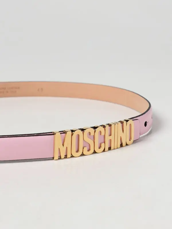 Moschino Leather Belt With Gold Tone Logo - Pink