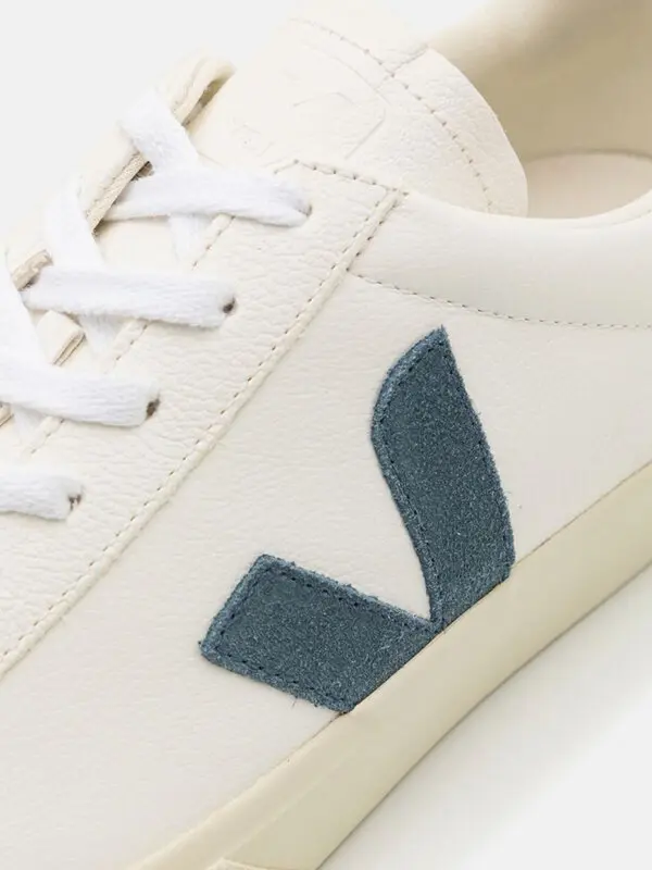 VEJA Sneakers - White