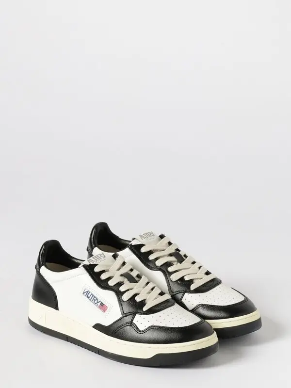 AUTRY Low Top Sneakers - Black