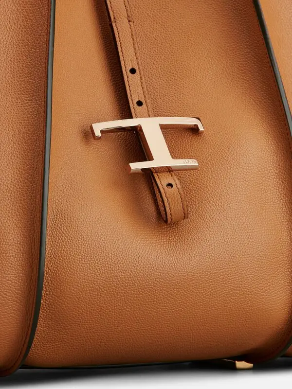 TOD'S Shoulder Bag - Leather
