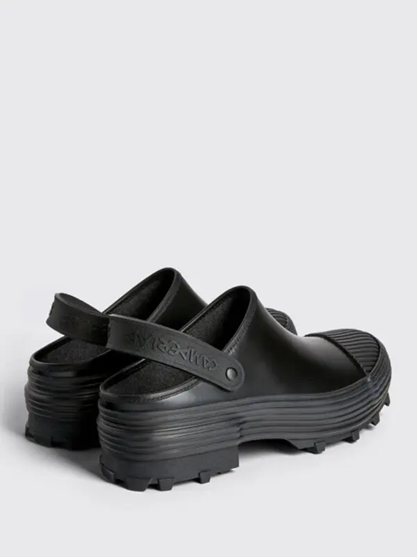 Camper Clogs - Black