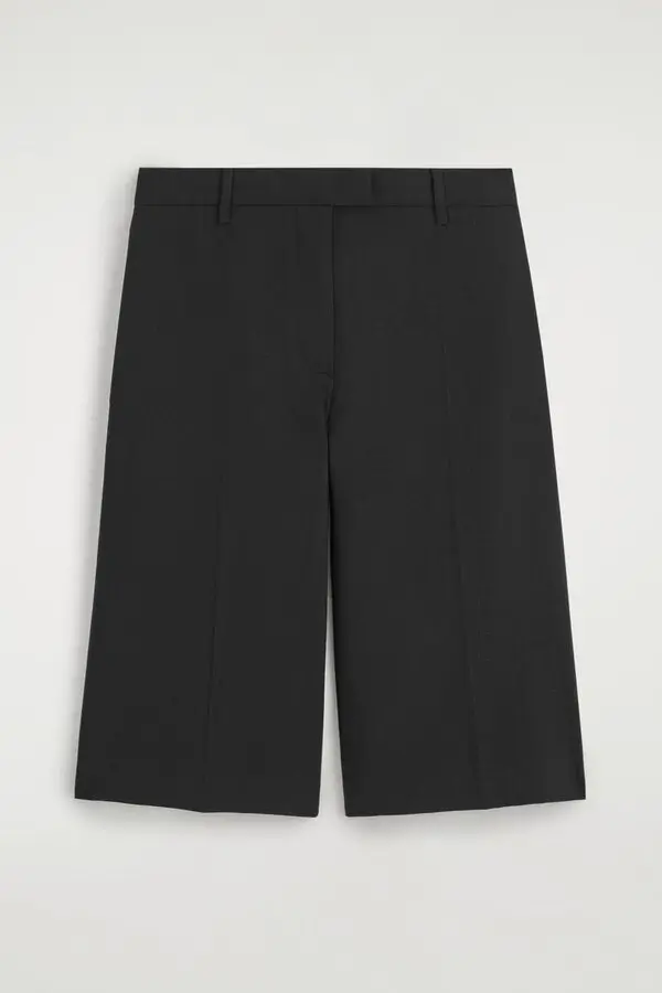 Cos Tailored Bermuda Shorts - Black