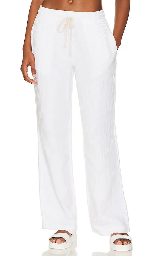 Donni. Bubble Wide Leg Pant In White