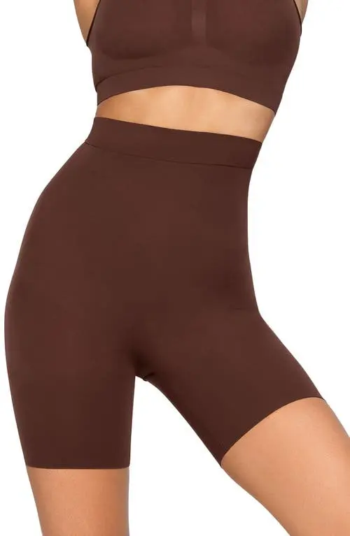 SKIMS Everyday Sculpt Mid Thigh Shorts - Cocoa