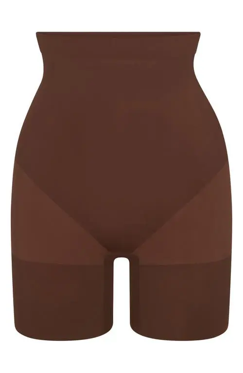 SKIMS Everyday Sculpt Mid Thigh Shorts