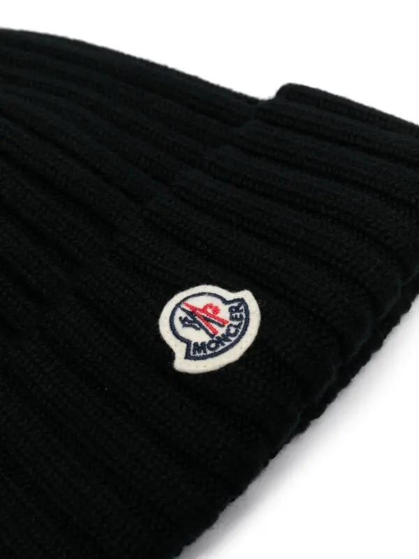 Moncler Logo-appliqué Ribbed-knit Beanie - Black
