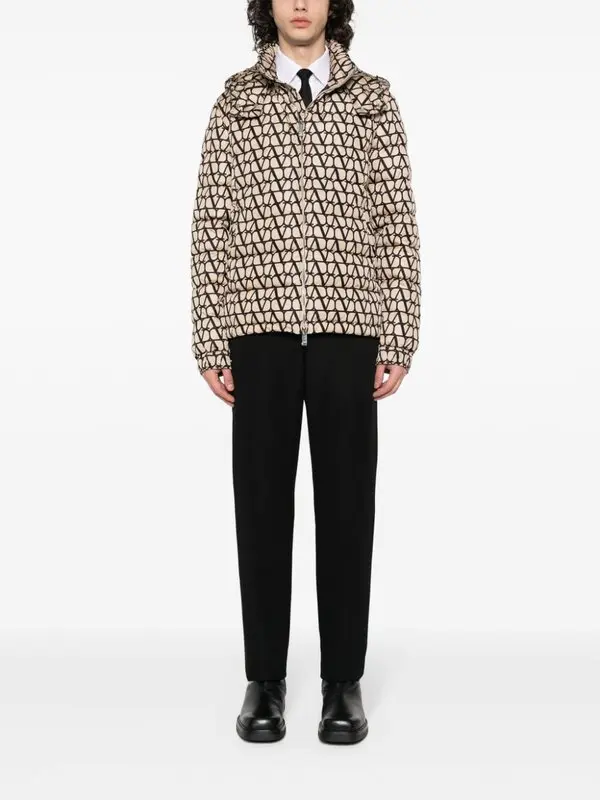 Valentino Garavani Toile Iconographe Down Jacket - Neutrals