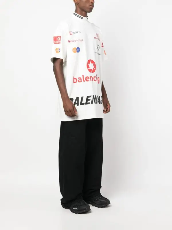 Balenciaga top league Tシャツ Balenciaga Top League T-shirt Oversized | Saks Fifth Avenue