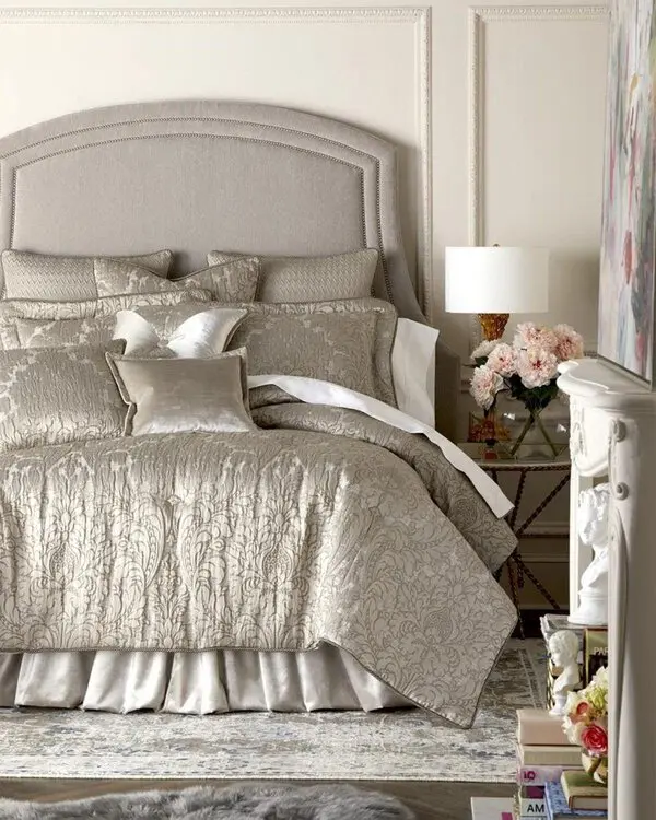 AUSTIN HORN COLLECTION Symphony Bed Skirt