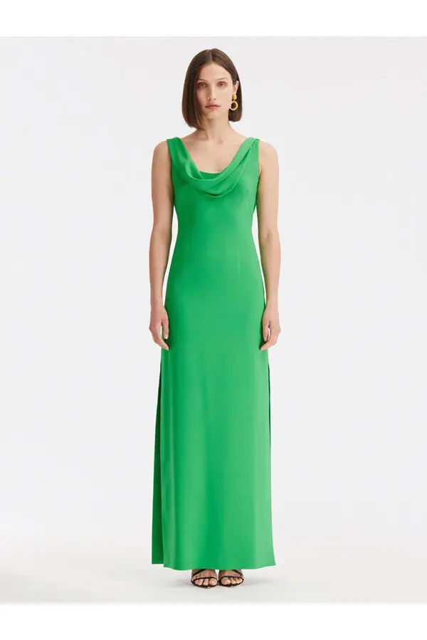 Oscar De La Renta Cowl Neck Georgette Gown In Green - 50% Off | Editorialist