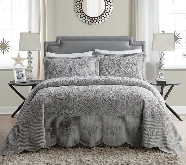 VCNY HOME Westland Quilted Plush Bedspread Set, King - One-color